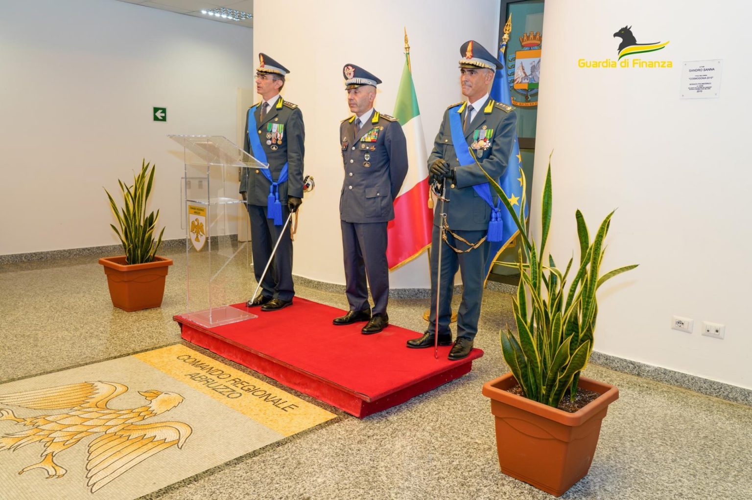 Il colonnello Cosimo Lamanuzzi è il nuovo comandante provinciale della ...