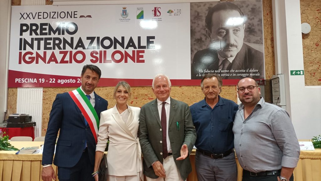 Grande successo per lo spettacolo su Silone di Agostino De Angelis alla ...