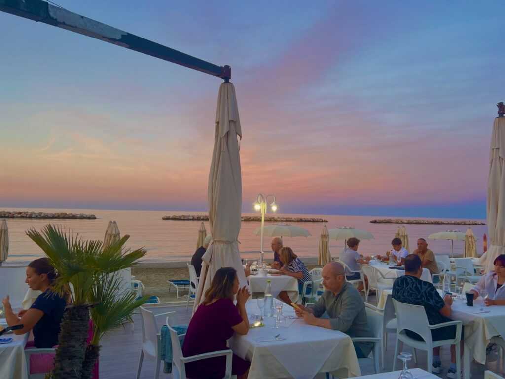 Dalla terra del Fucino alle spiagge dell'Adriatico: il successo dello ...